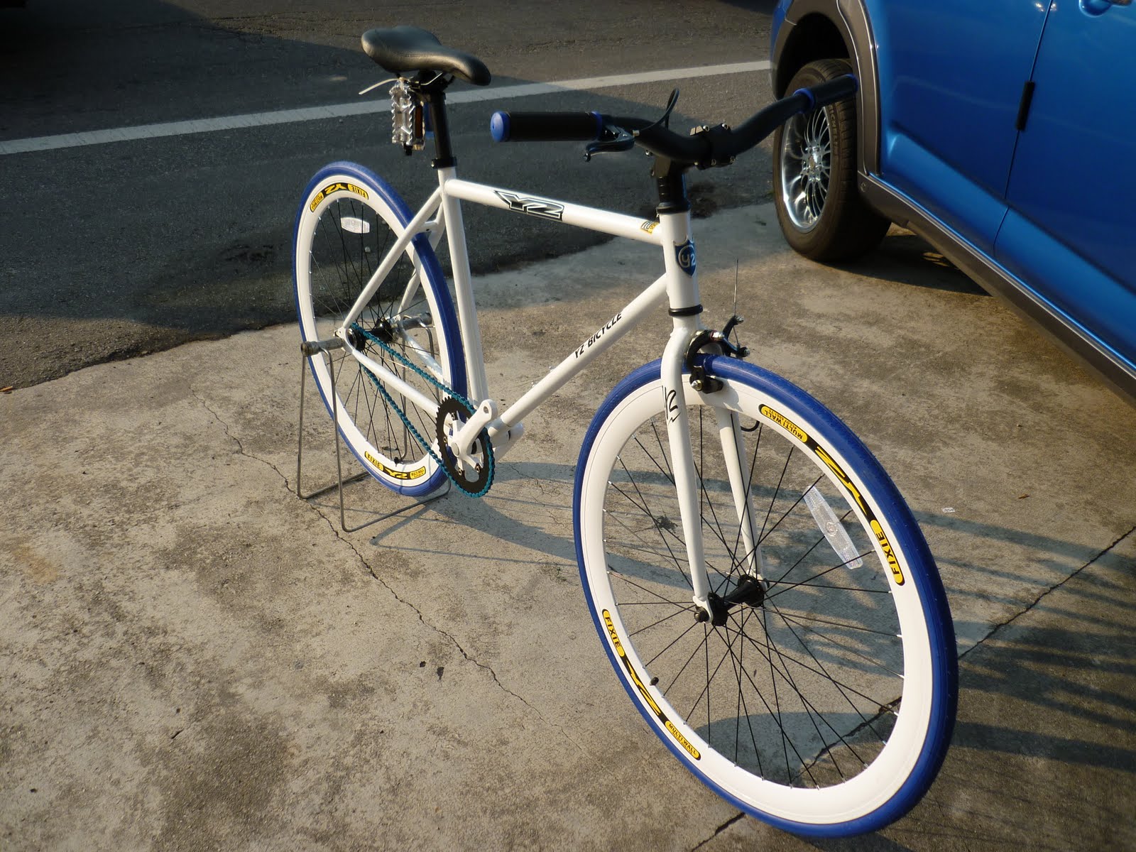 ytwocycle Trading: Fixed Bike aka Fixie - Y2