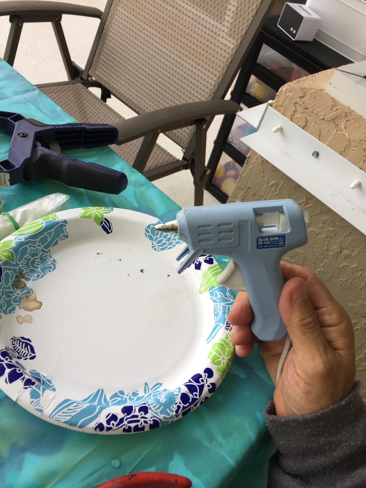 Bonfire Beaches: Seashell Solar Lights