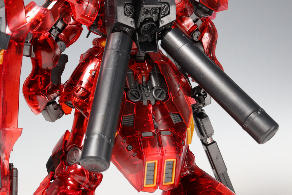 [ Review ] - RG 1/144 - Sazabi Clear Color