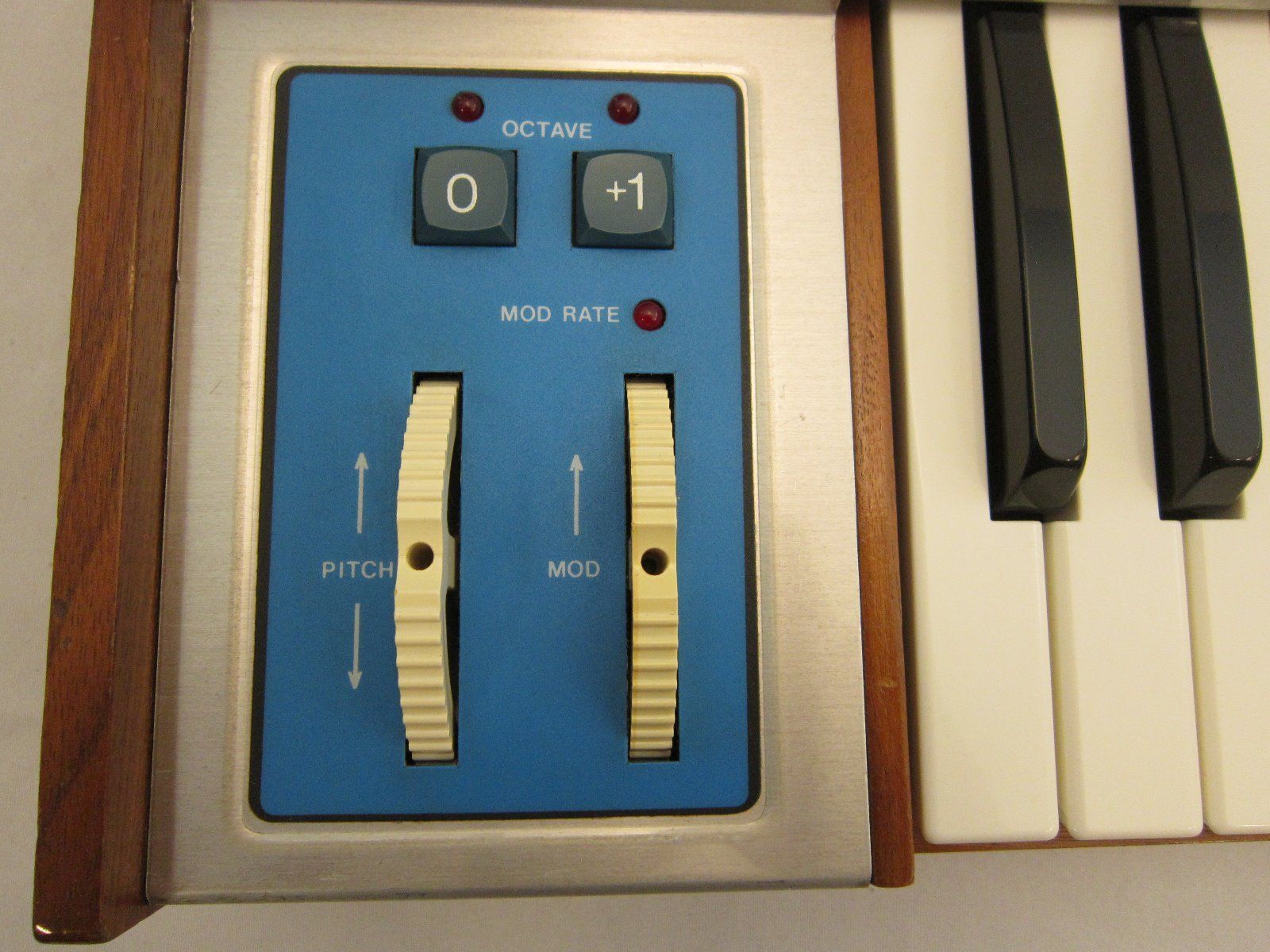 MATRIXSYNTH: Moog - The Source - Vintage Analog Synthesizer SN 1724