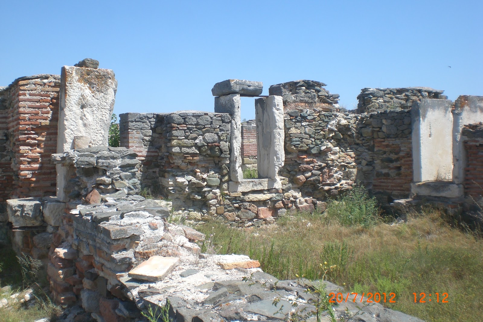 O fotografie...: Ruinele Cetatii Histria