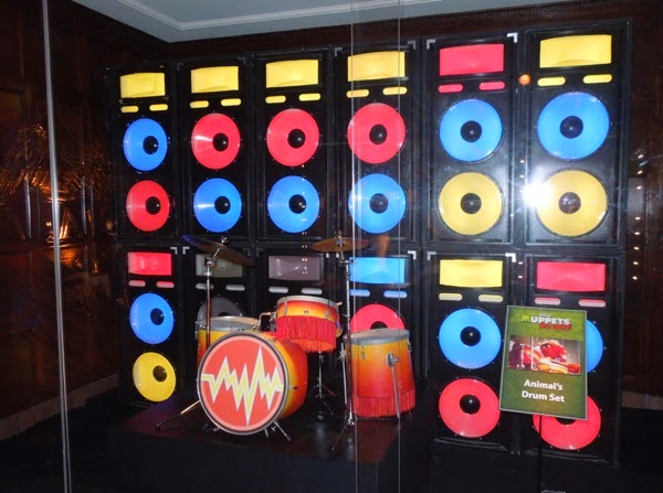 Hollywood Movie Costumes and Props: Fun screen-used props featured in ...