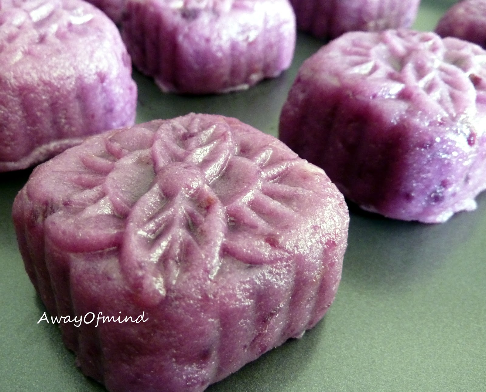 Awayofmind Bakery House: Purple Sweet Potato Snowskin Mooncake: purple ...