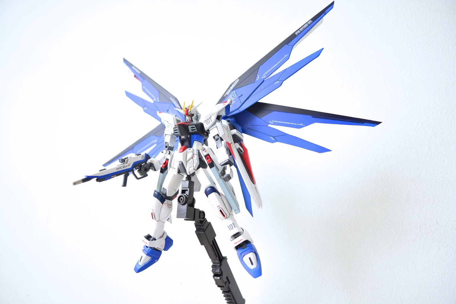 GUNDAM GUY: GUNDAM GUY: READERS FEATURE GUNPLA BUILD - HG SEED 1/144 ...