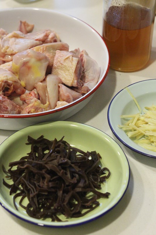 Nasi Lemak Lover: Yellow Glutinous Rice Wine Chicken 黄酒鸡