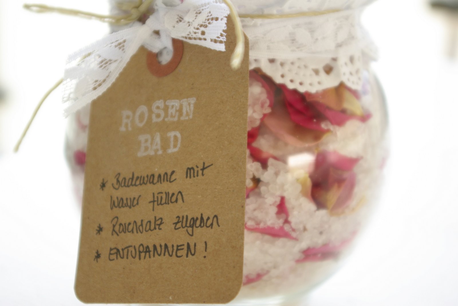 Simeas Welt: DIY: Rosenbad mit Julia