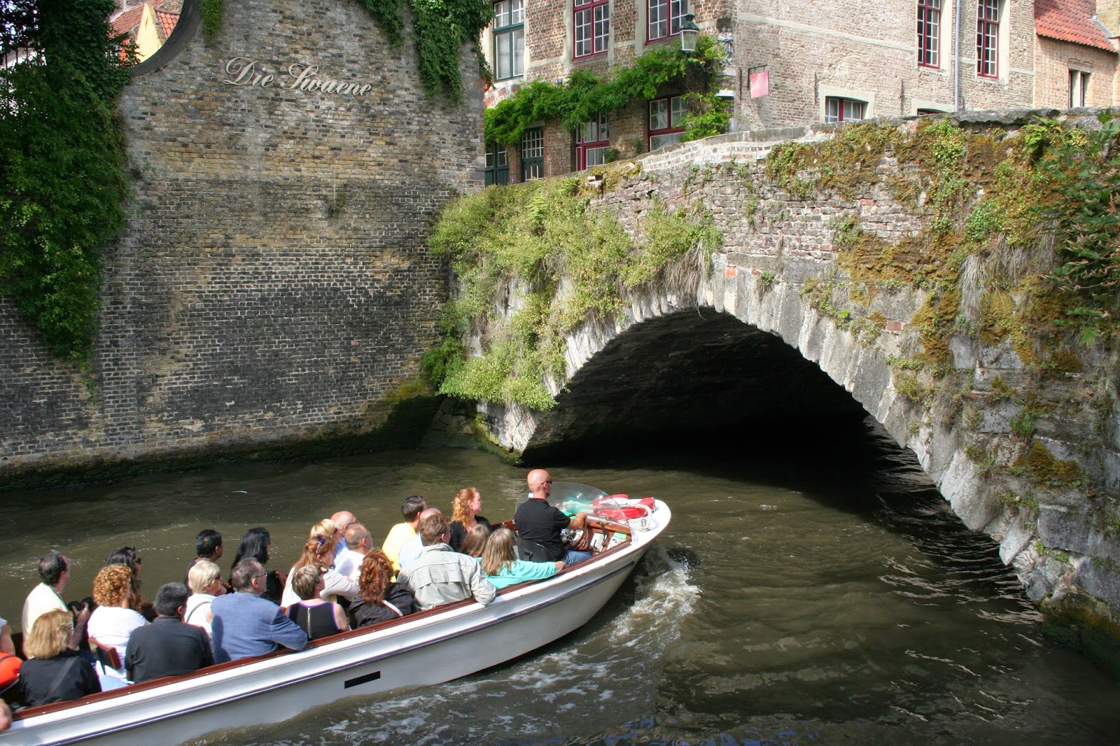 Kwitsoender : 5 bijzondere Brugse bruggen...