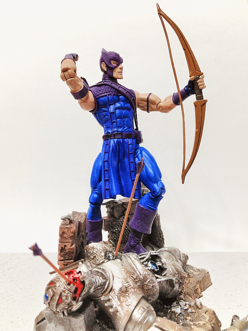 Combo's Action Figure Review: Hawkeye (Marvel Select)