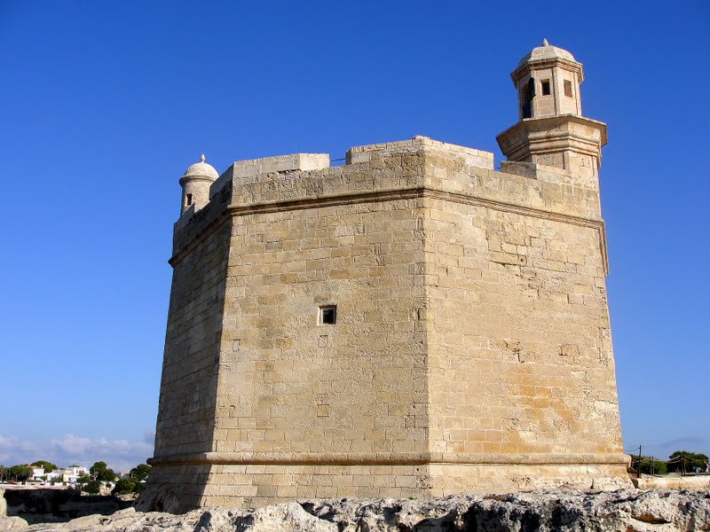 imatges de menorca: TORRE CASTELL DE SANT NICOLAU (CIUTADELLA) 2011