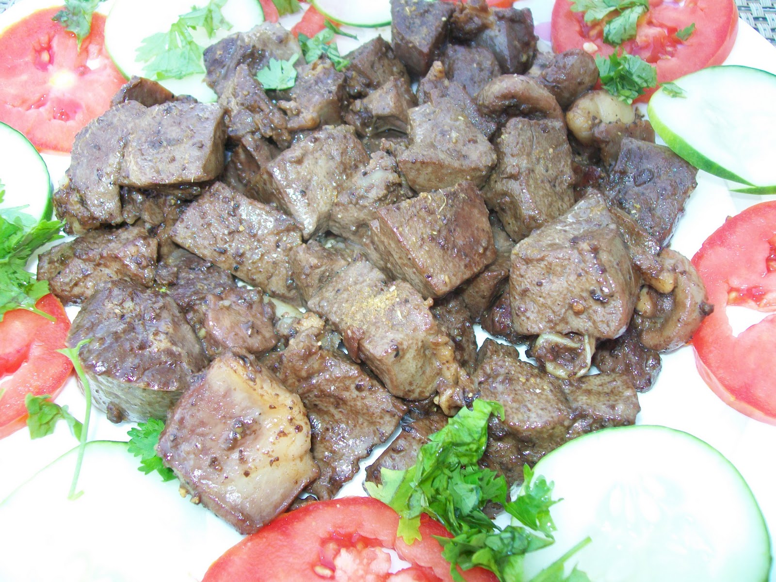 Lazeez Pakvaan ( Delicious Recipes from India): LAZEEZ MUTTON LIVER