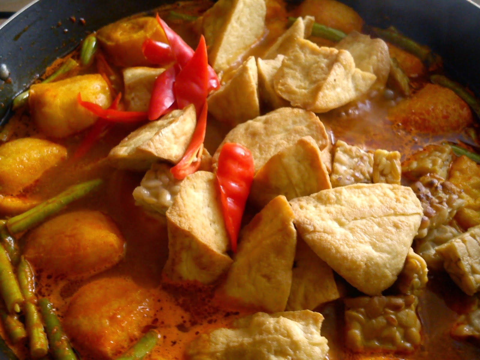 Cooking Pleasure: Fried Tempe, French Beans and Lemongrass Curry