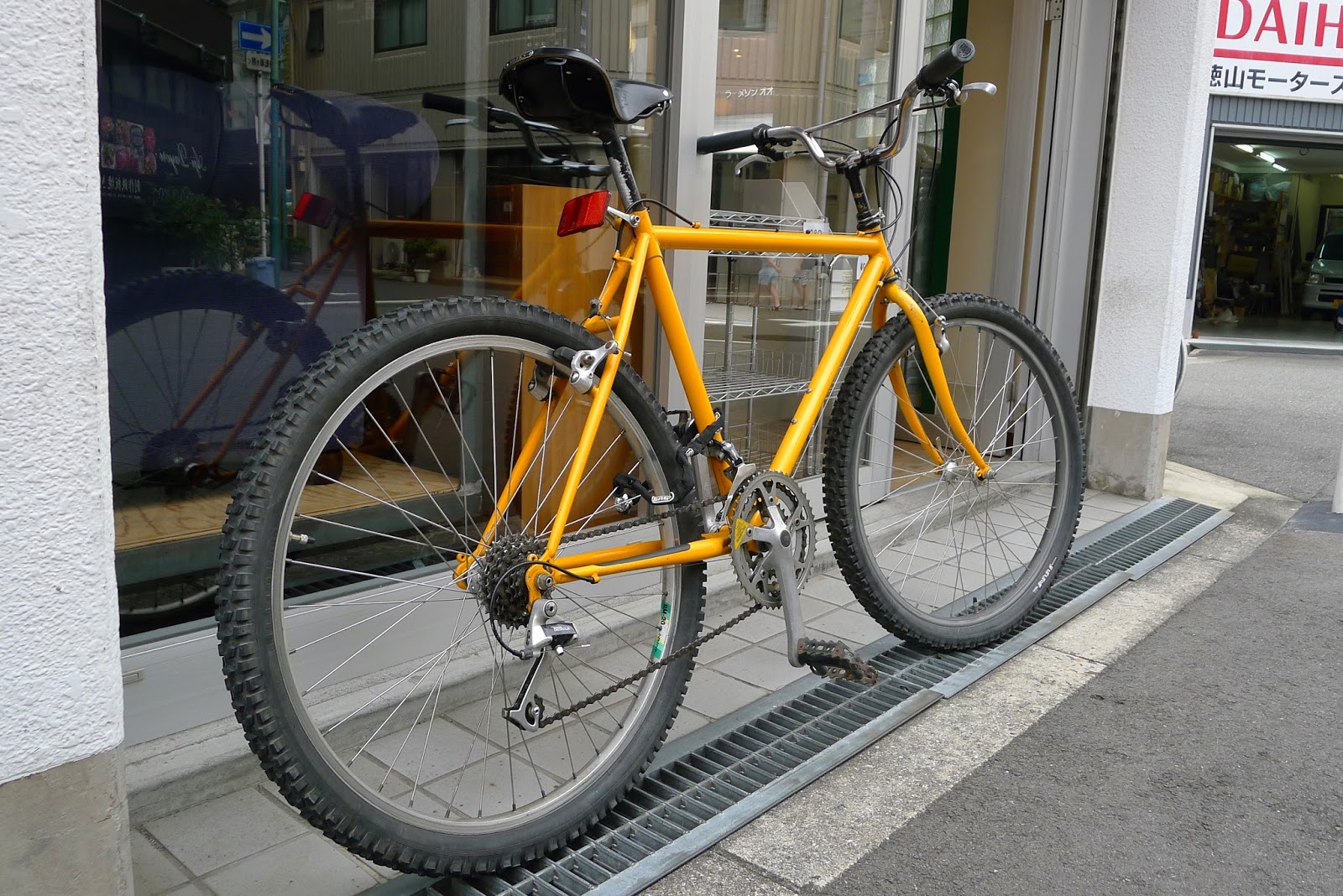 Kinki Cycle: Vintage Centurion MTB