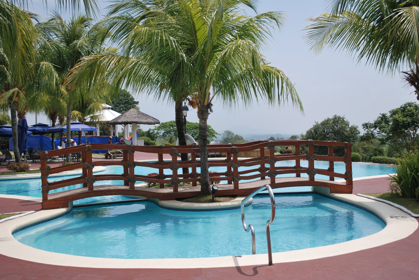 Paulo's Adventures: Thunderbird Resorts - Rizal