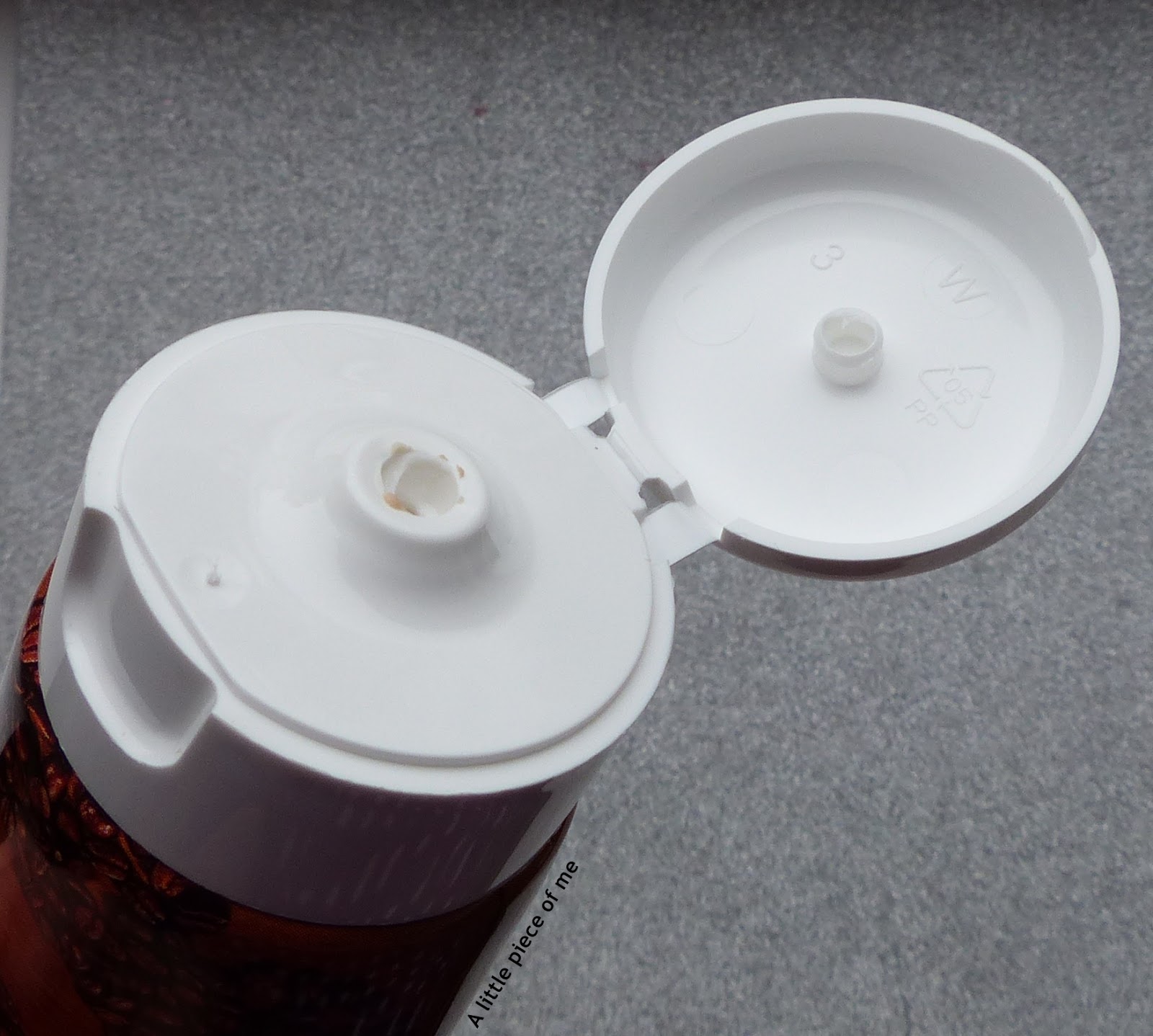 A little piece of me: Dermacol: Irish coffee hand cream - Review