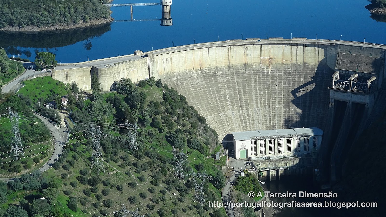 A Terceira Dimensão: Barragem de Castelo de Bode
