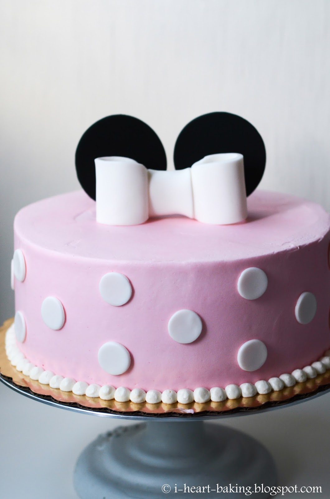 i heart baking!: minnie mouse cake