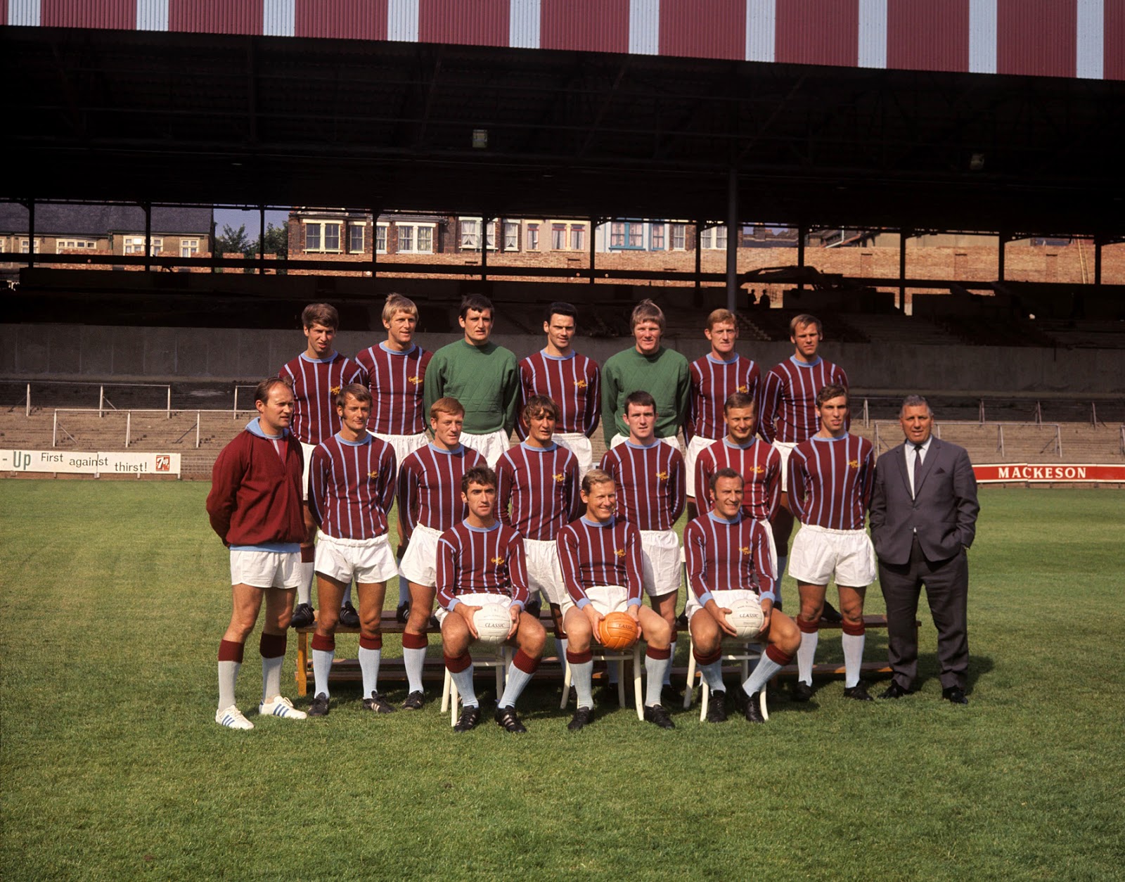 Crystal Palace v Everton - GrandOldTeam