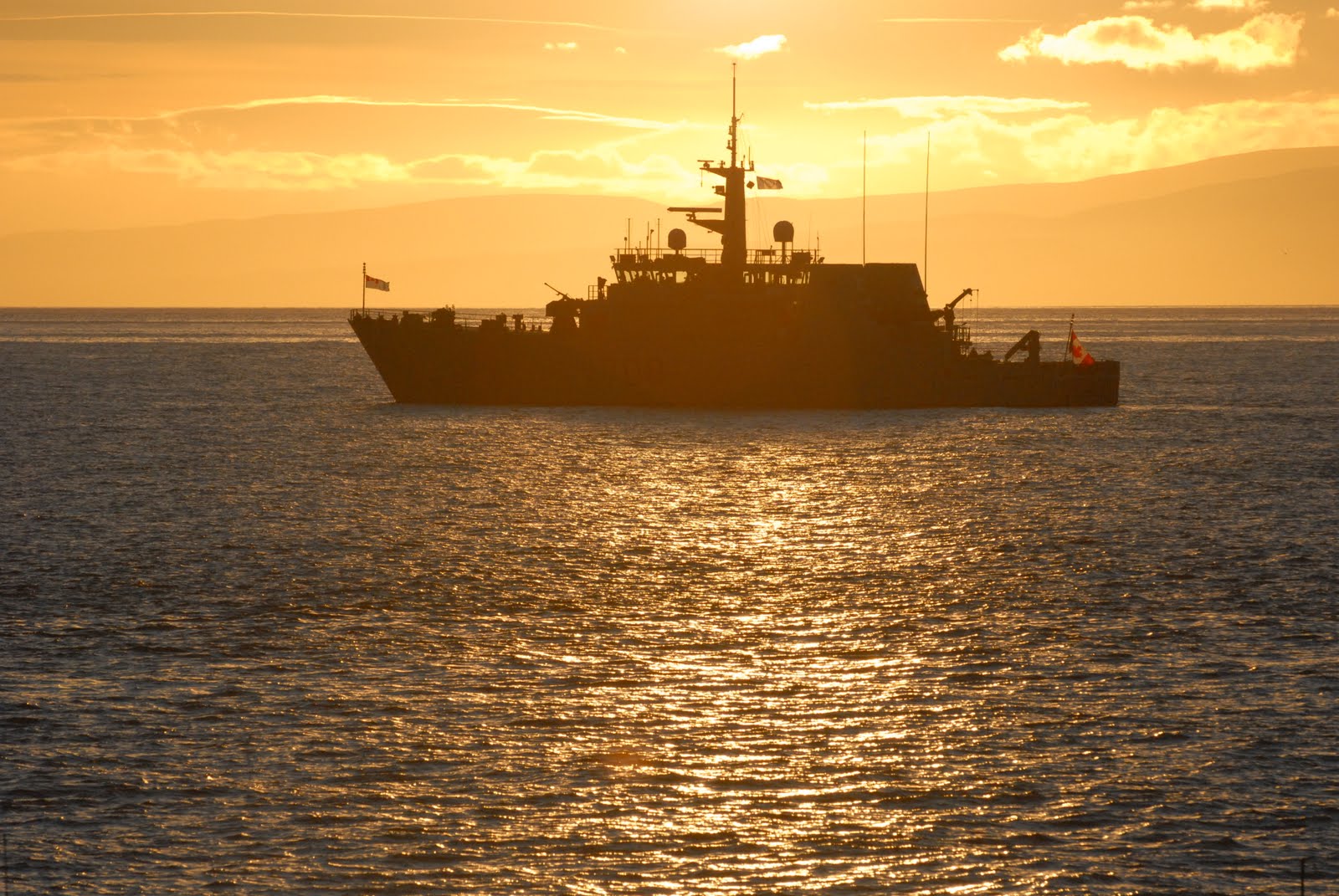 Naval Photos: HMCS Moncton (MM708)