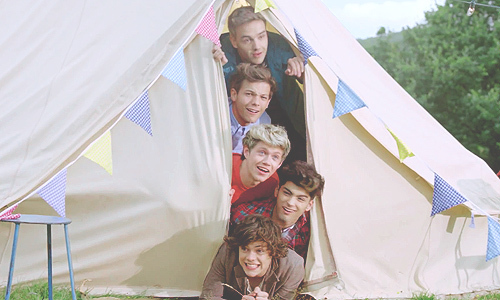 The Most Played: One Direction - Live While We're Young