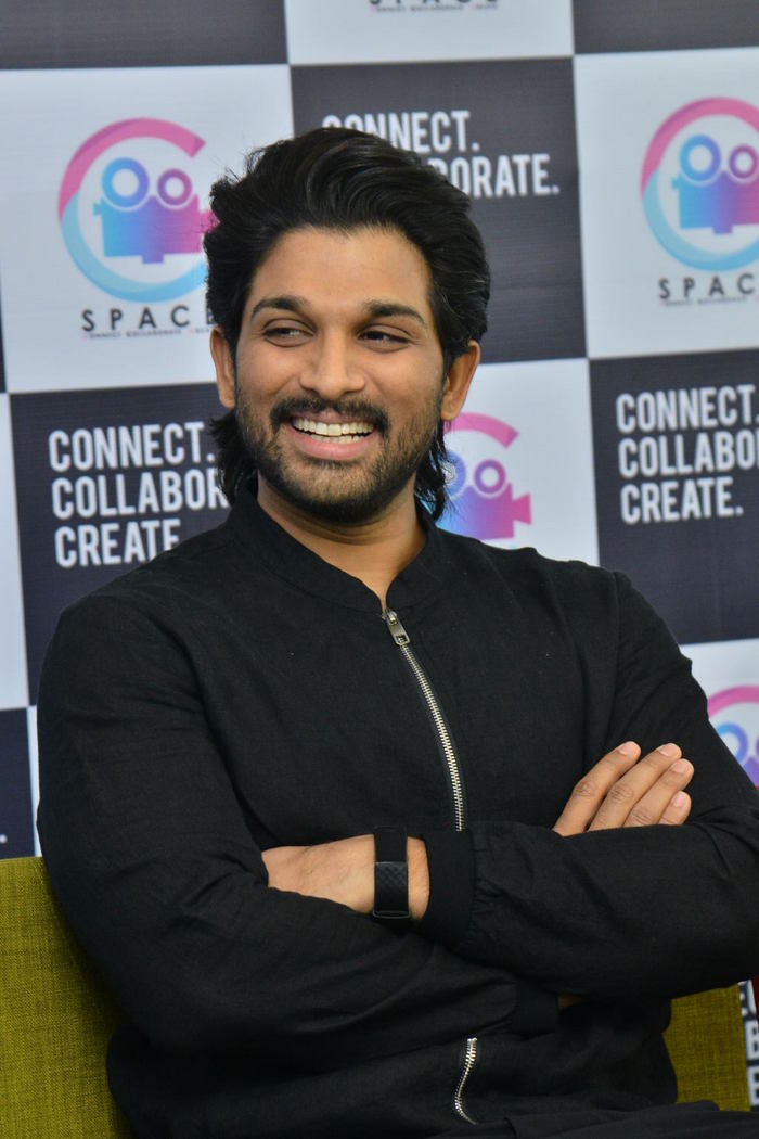 Allu Arjun in Black Dress at Navadeep's C-Space Launch - Hollywood ...