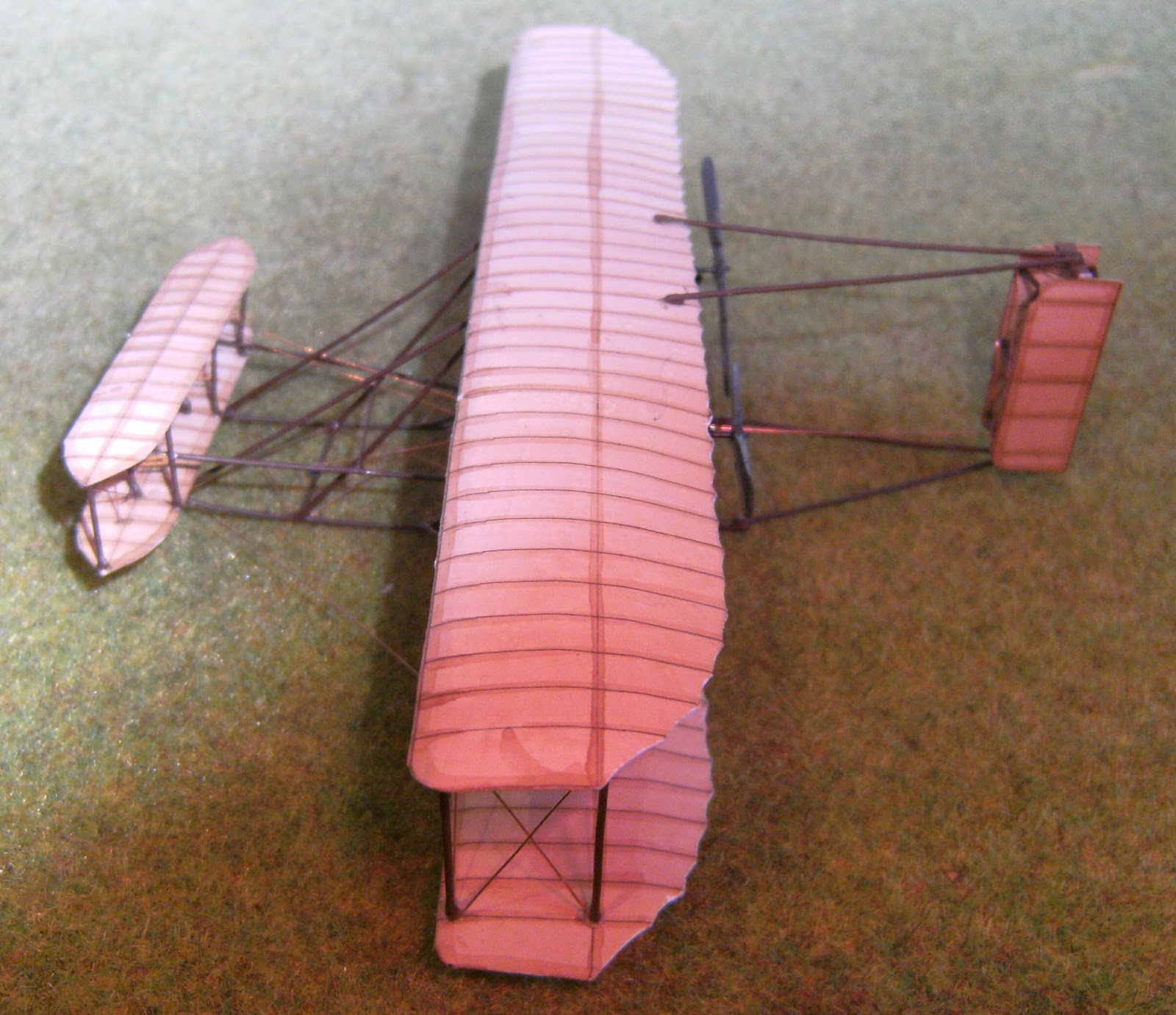 Happyscale-Modellbau: Wright Flyer - papermodel ( and wire ) 1:72