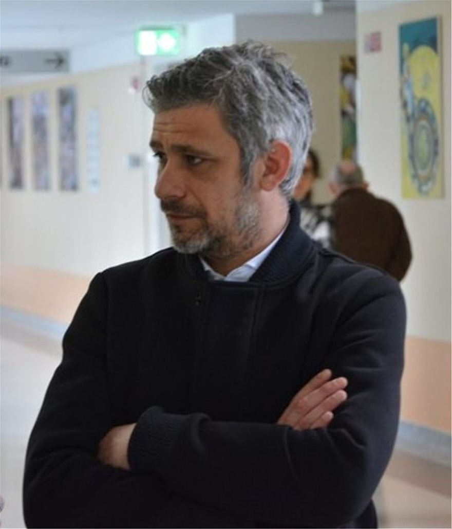PANAYIOTIS TELEVANTOS: ΣΑΛΟΣ: ΠΑΠΙΚΟΣ “ΙΕΡΕΑΣ” ΠΟΥ ΣΥΜΜΕΤΕΙΧΕ ΣΕ ...
