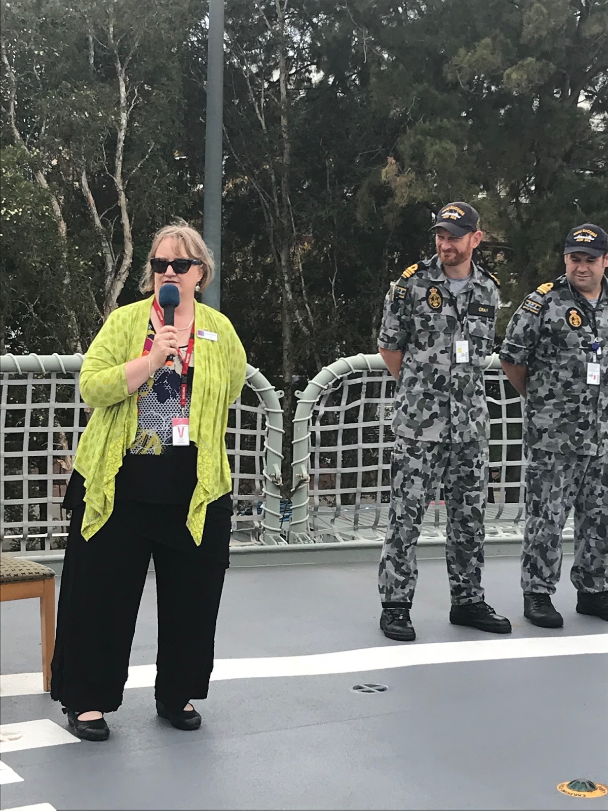 A visit to HMAS Success - Aussie Hero Quilts (and Laundry Bags)