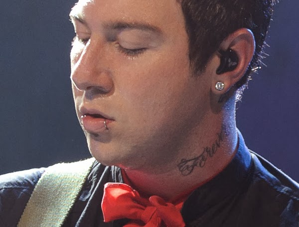 Afterlife foREVer: 11. ¡La semana de Jimmy "The Rev" Sullivan!