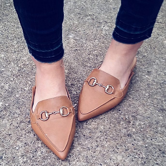 Jen Miracle: Fall's Hottest Shoe Trend // Mules for under $20