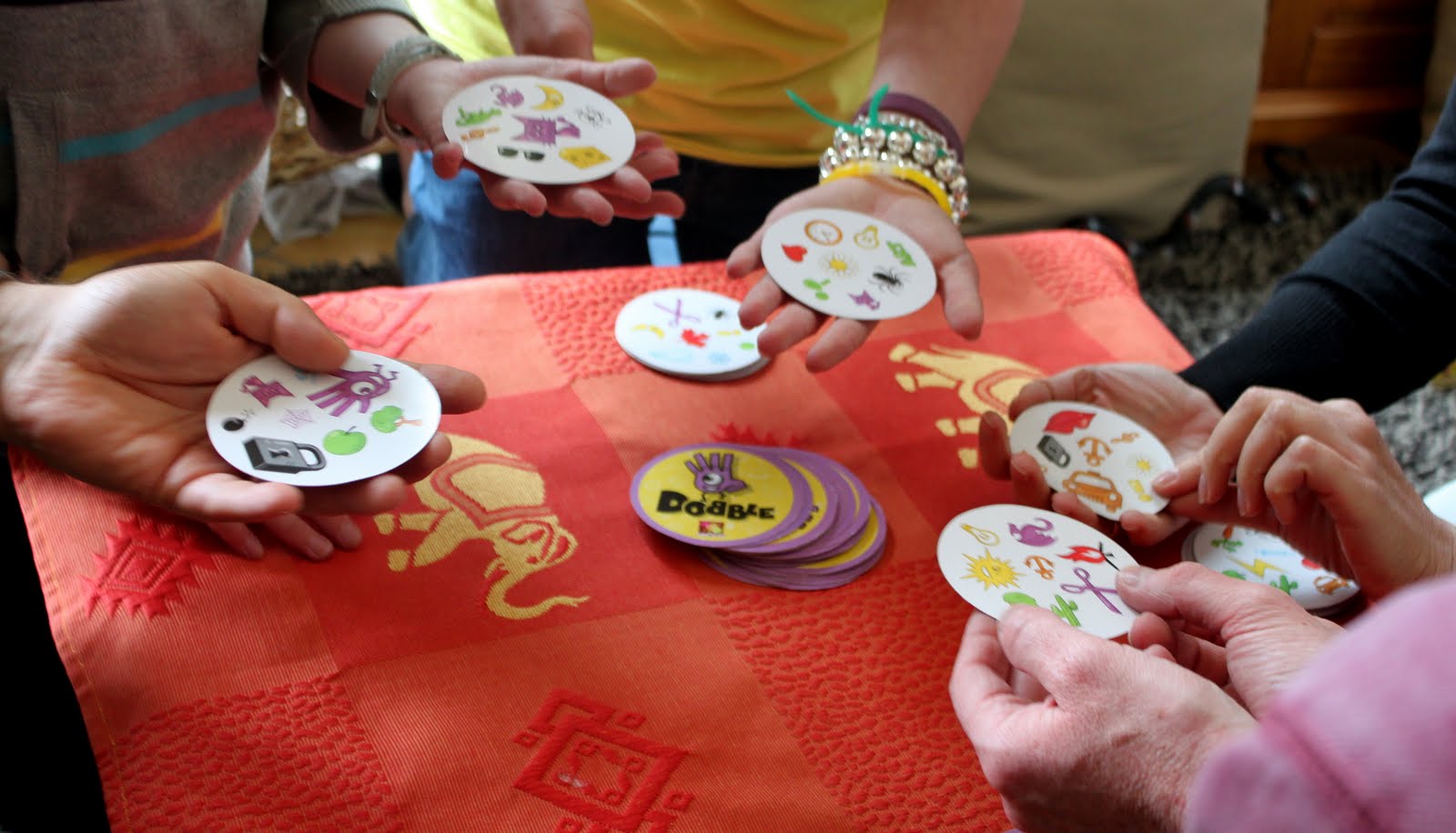 Dobble - Recensione - Giochi sul Nostro Tavolo