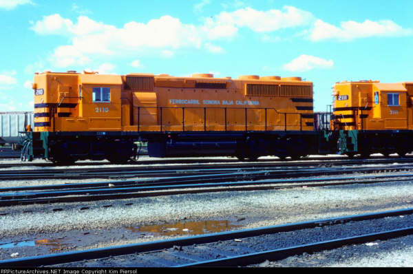 FERROCARRIL SONORA BAJA CALIFORNIA SBC: MAQUINAS