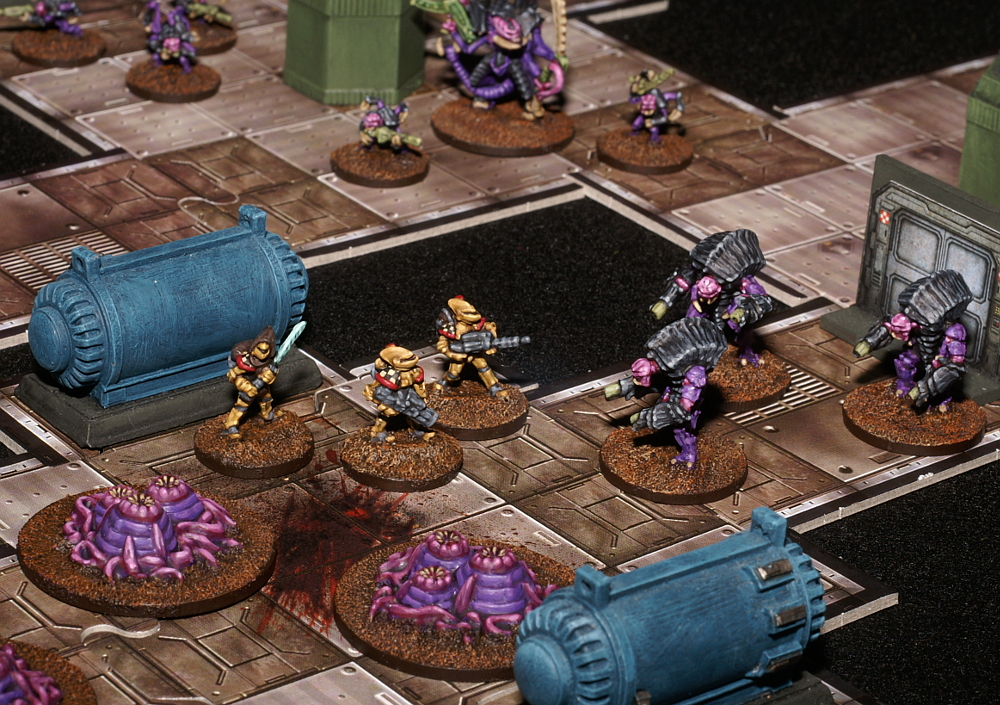15 millimeters through space and time: 15mm Space Hulk on Doom board tiles