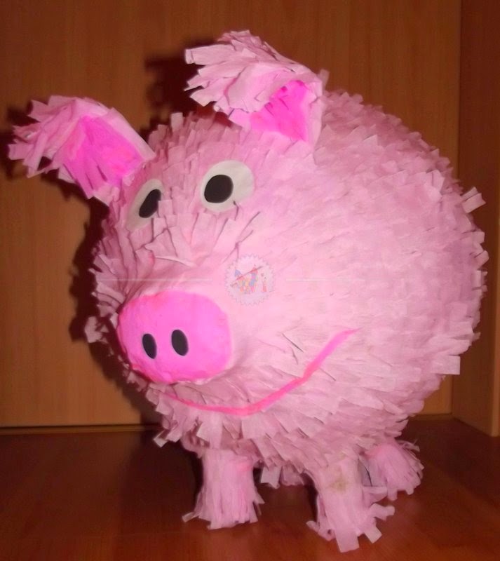 Pinata, Pinyáta, Pinata bulira, Égből hulló meglepetés: Malacka a ...