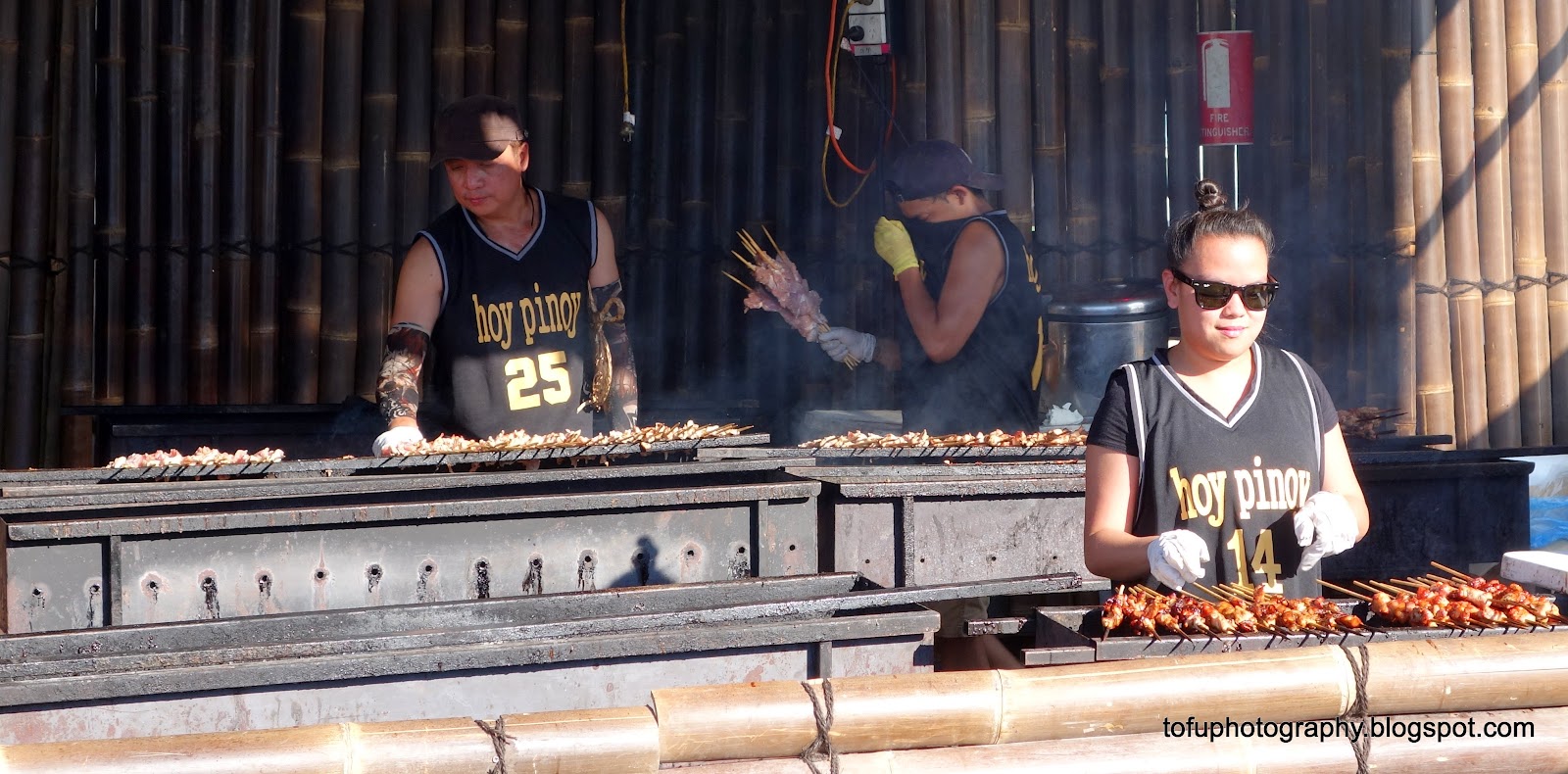 Tofu Photography: Hoy Pinoy Filipino BBQ chicken cart at the Night ...