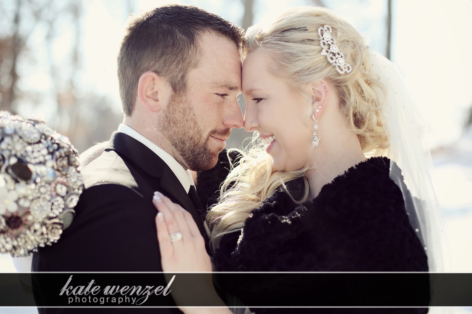 Kate Wenzel Photography: Snow, Sophistication & Sentimental Sweetness l ...