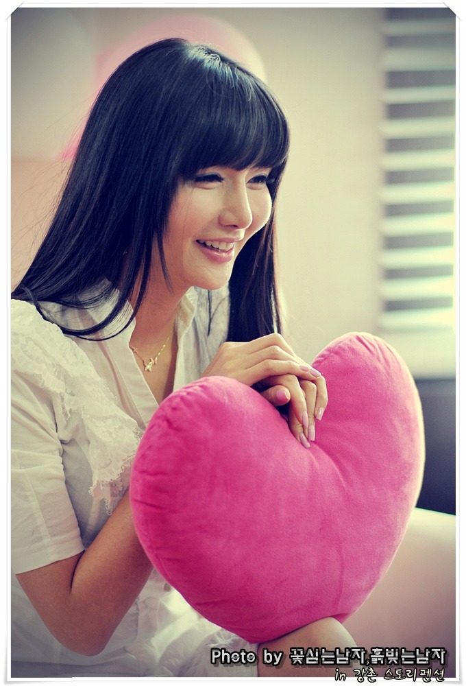 Sera Wood: Cha Sun Hwa - so much