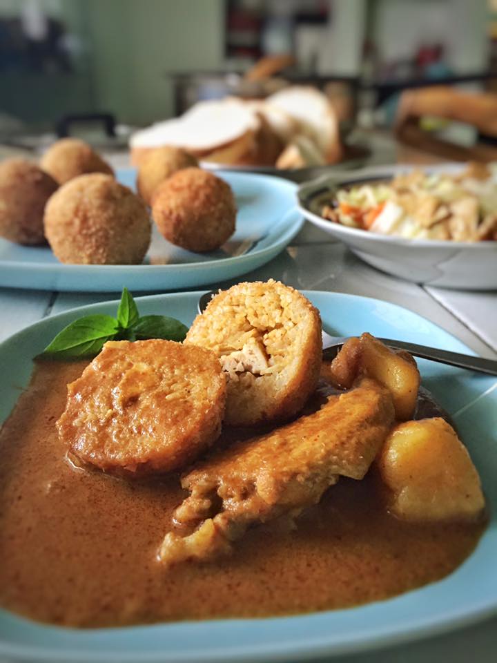 Fried Curry Chicken Rice Ball by Rontree Chan