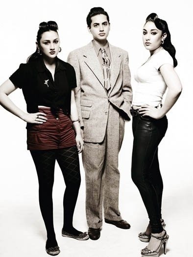 HiSTéRiCaS GrabacioneS: Kitty, Daisy & Lewis - Smoking in Heaven (2010 ...