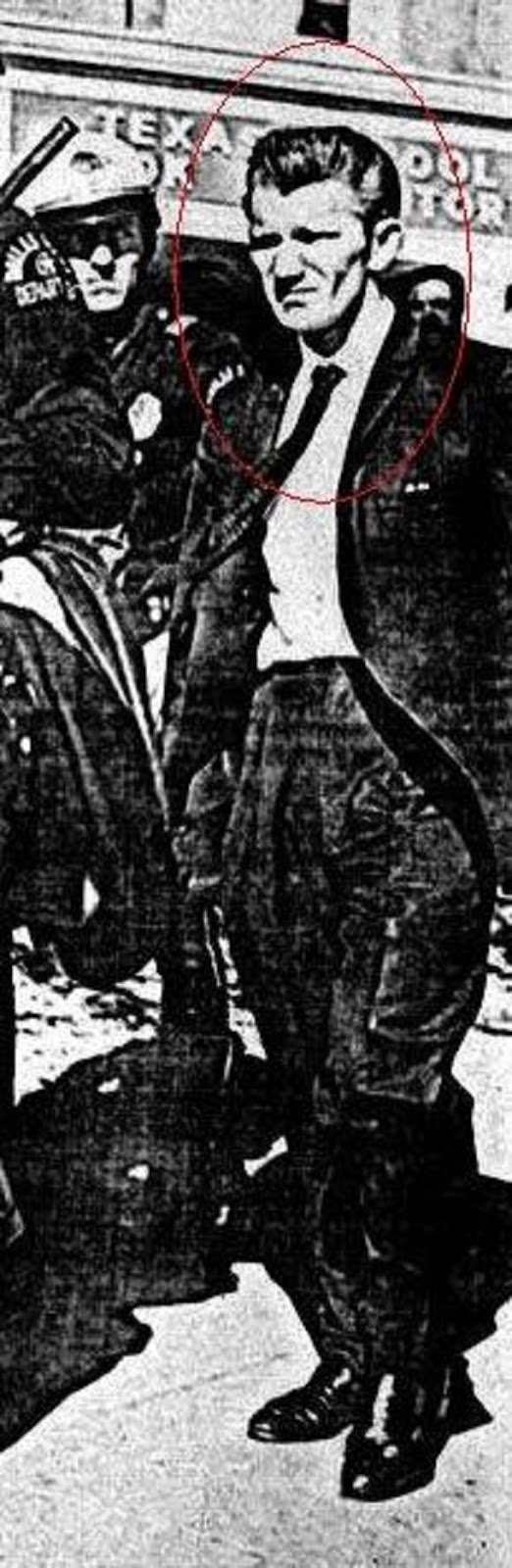 Oswald in the doorway: the blog of the Oswald Innocence Campaign, by ...