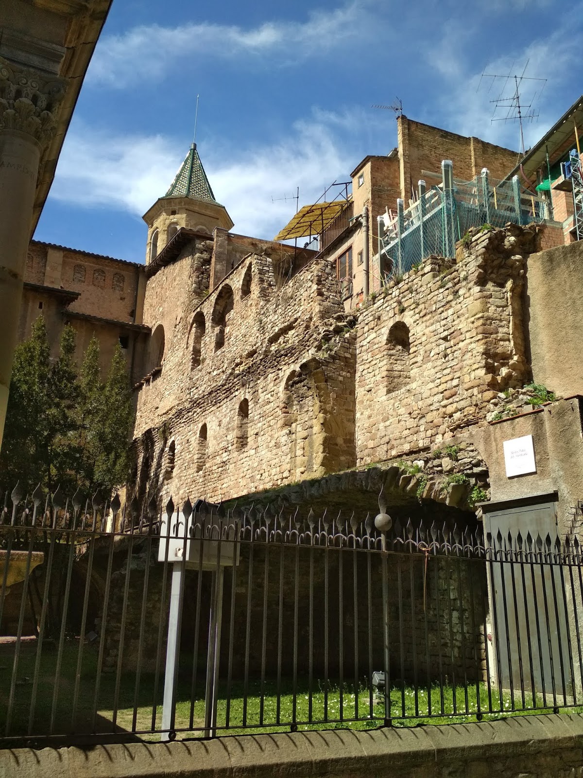 El Casal de los Montcada. Barones medievales en Catalunya.