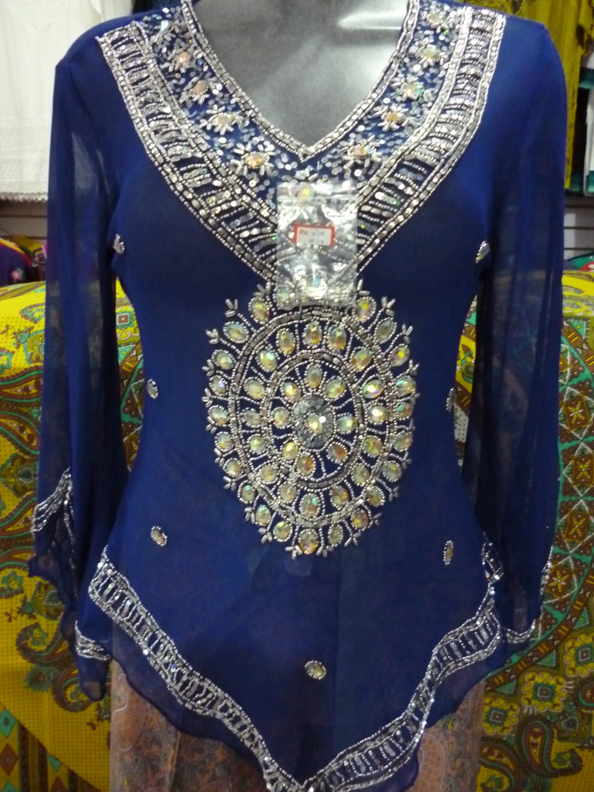 Ropa De La India: ROPA HINDU UNA VARIEDAD DE BOLSAS, JOYERIA, CHALINAS ...