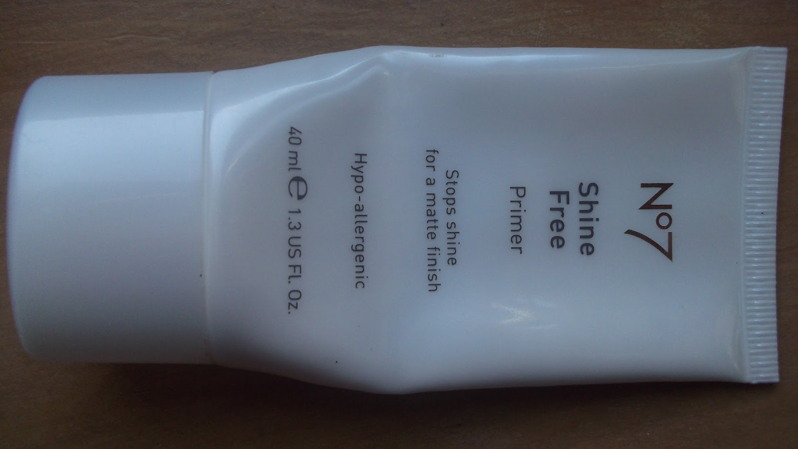 Beauty Stir: Review: No7 Shine Free Primer!