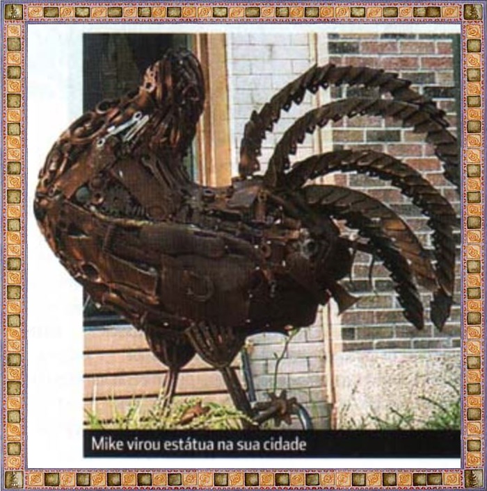 A HISTORIA DE Mike, o frango sem cabeça