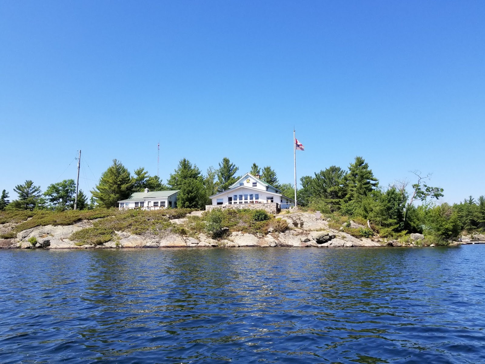 Sum Escape: Cruising the Canadian Shield. Chimney Bay, Beckwith Island ...