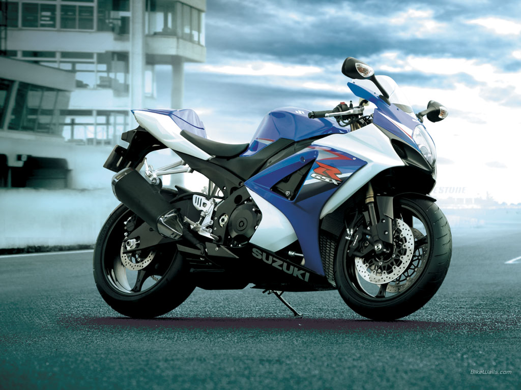 Bike World Express: 2009 Suzuki GSX-R1000 Review