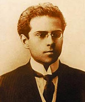 Medardo Ángel Silva y Ciudad Nocturna: Influencias y entorno del poeta ...