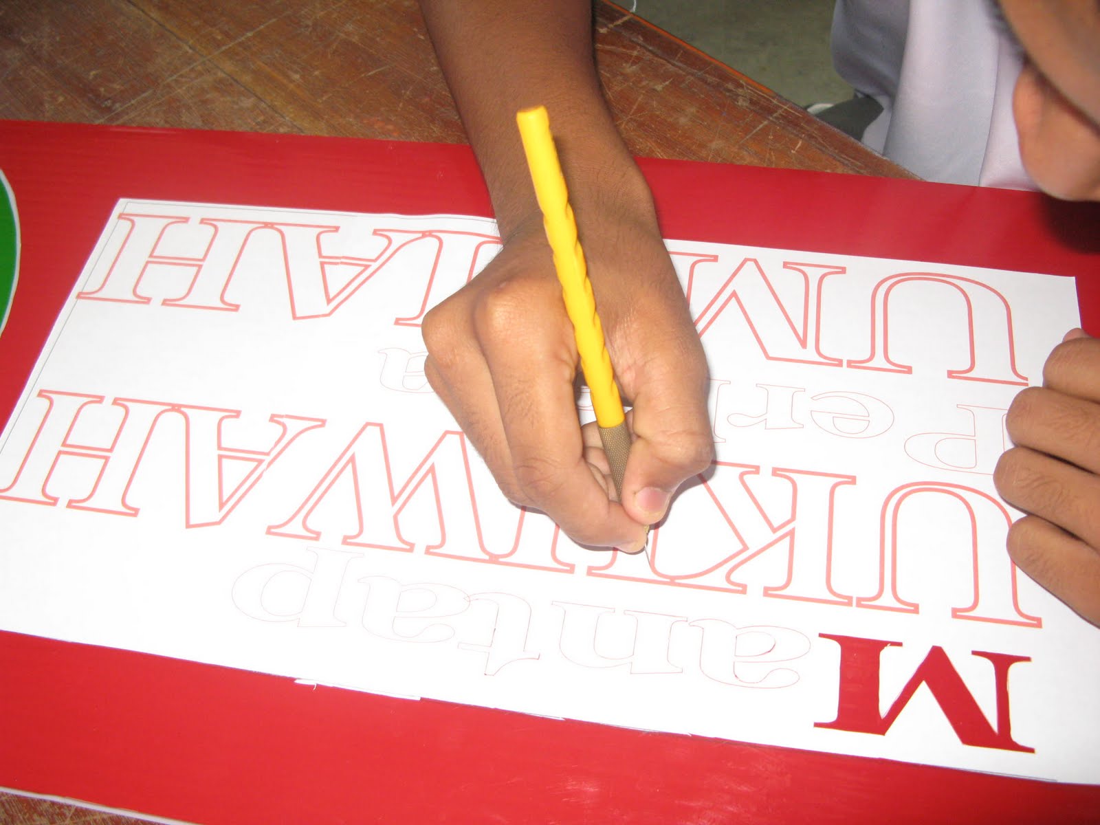 Seni Reka Tanda SMKSI: Vinil