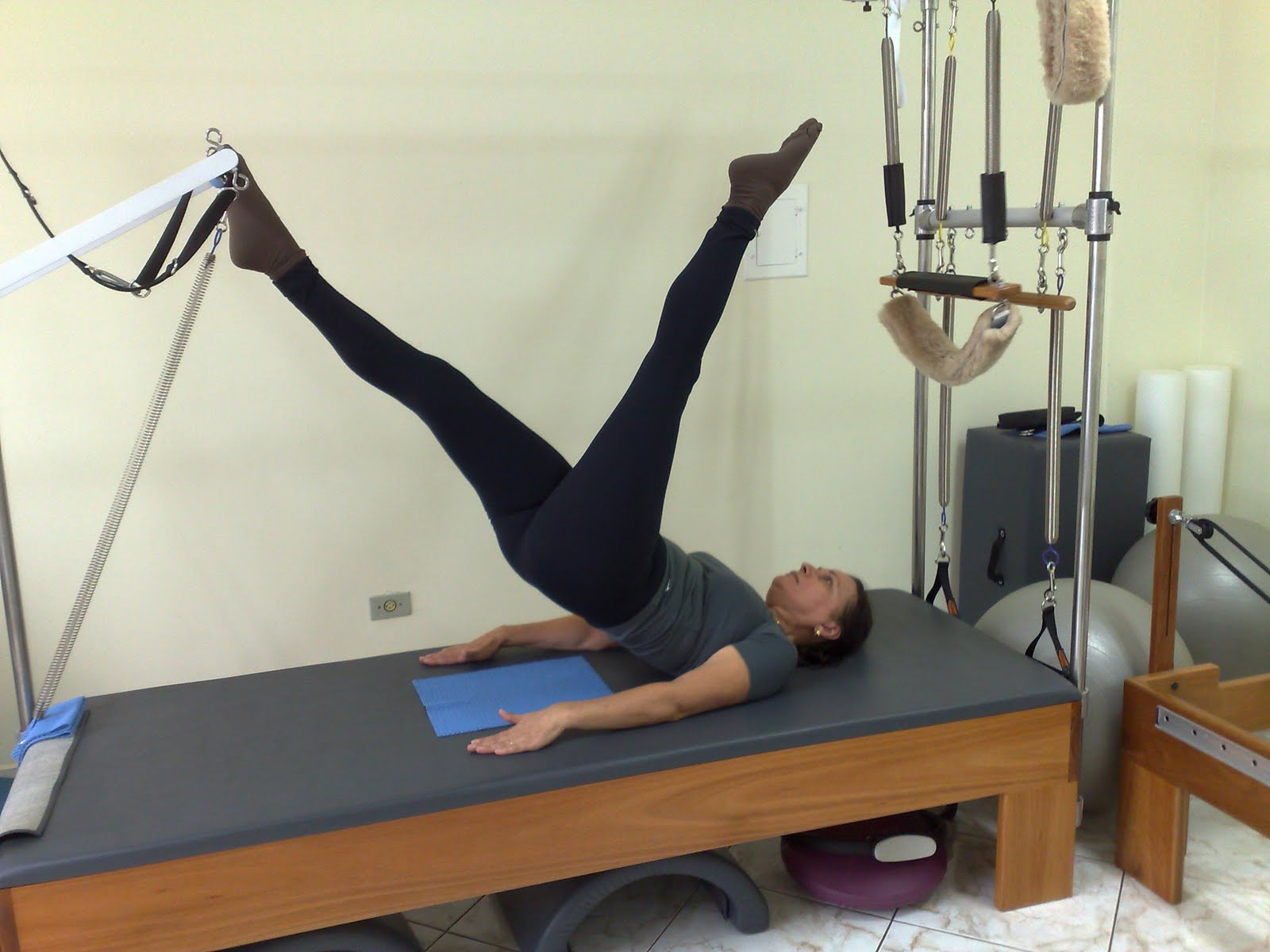 SIMONE REIS -PILATES