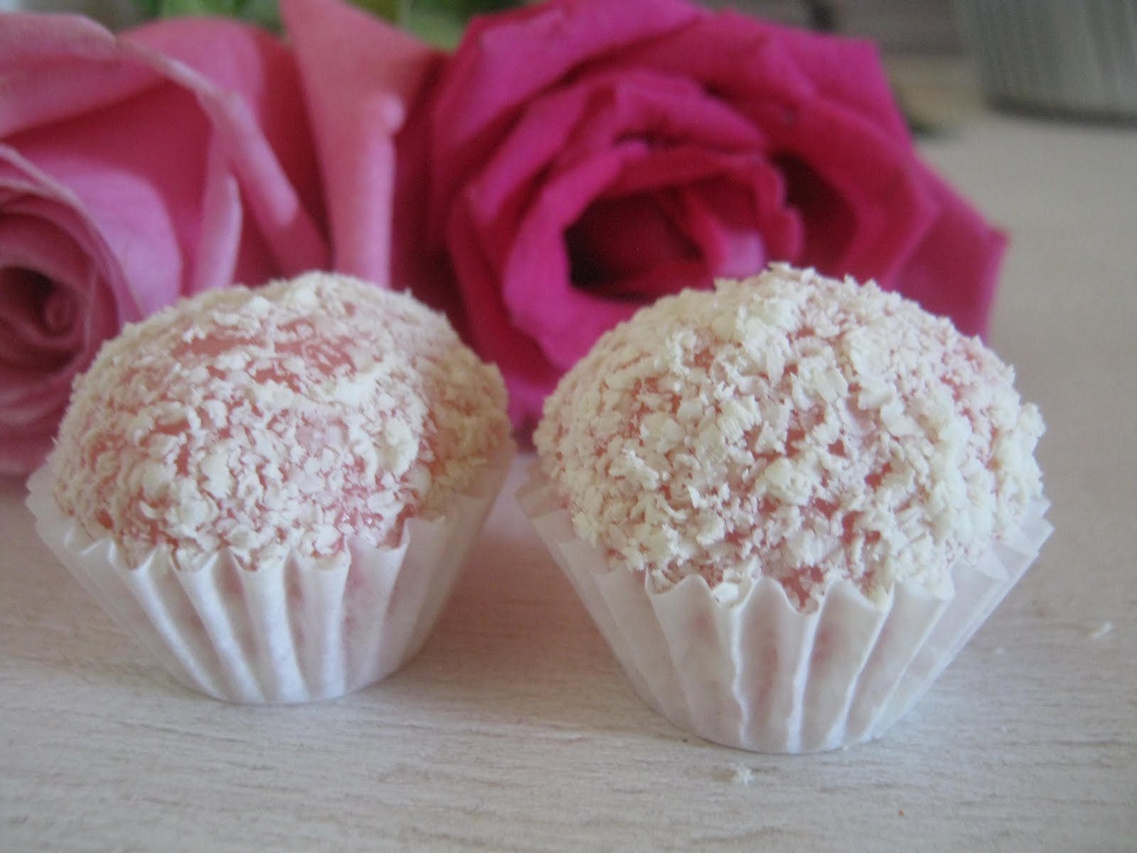 candies: Brigadeiro de Rosas
