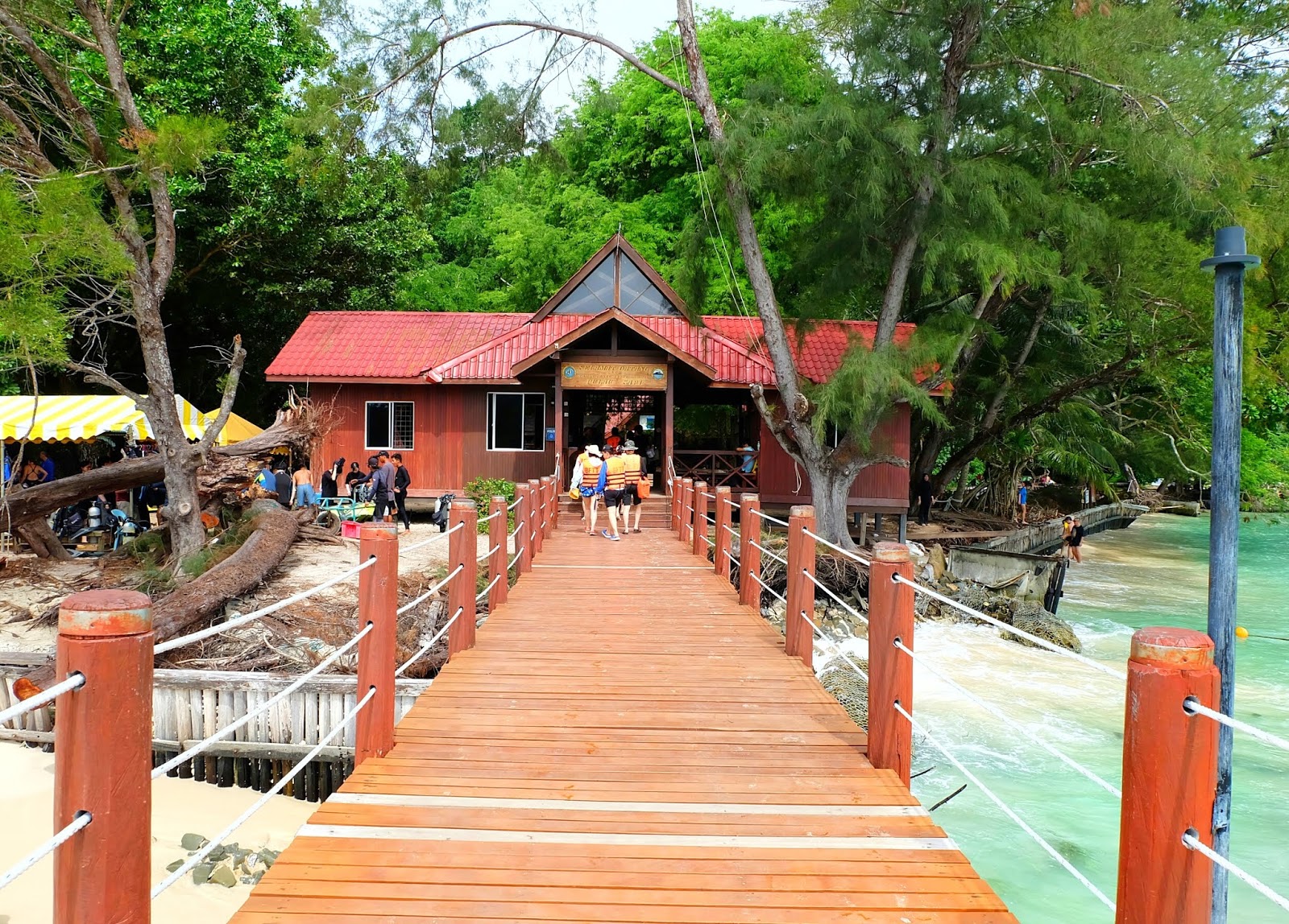 Sapi Island: A beautiful white beach in Kota Kinabalu - The Pinoy Traveler